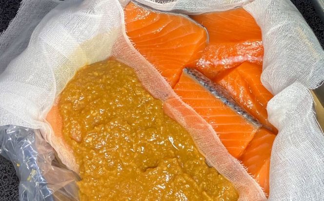 「伝統の鮭料理」鮭の味噌漬 7切 約490g 1074002（新潟県村上市） | ふるさと納税サイト「ふるさとプレミアム」