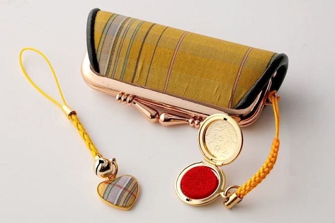 秋田八丈 印鑑入れ＆ストラップ|akhj-010101（秋田県北秋田市） | ふるさと納税サイト「ふるさとプレミアム」